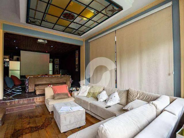 Casa / Sobrado para Venda em Niterói/RJ São Francisco 5 Quartos