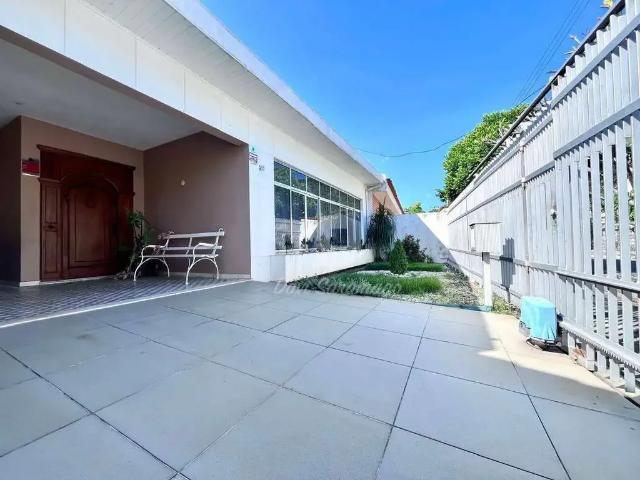Casa / Sobrado para Venda em Niterói/RJ São Francisco 5 Quartos