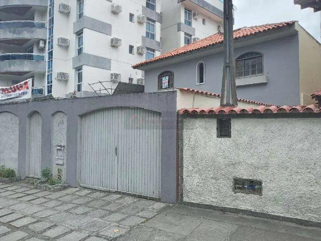 Casa / Sobrado para Venda em Niterói/RJ São Francisco 5 Quartos