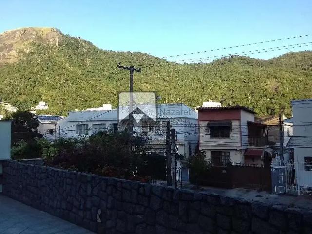 Casa / Sobrado para Venda em Niterói/RJ São Francisco 5 Quartos
