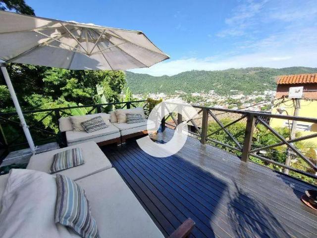 Casa / Sobrado para Venda em Niterói/RJ São Francisco 5 Quartos