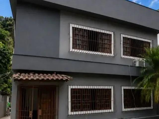 Casa / Sobrado para Venda em Niterói/RJ São Francisco 5 Quartos