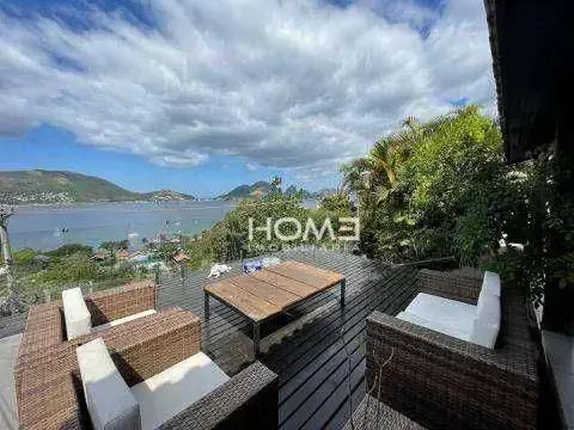 Casa / Sobrado para Venda em Niterói/RJ São Francisco 5 Quartos