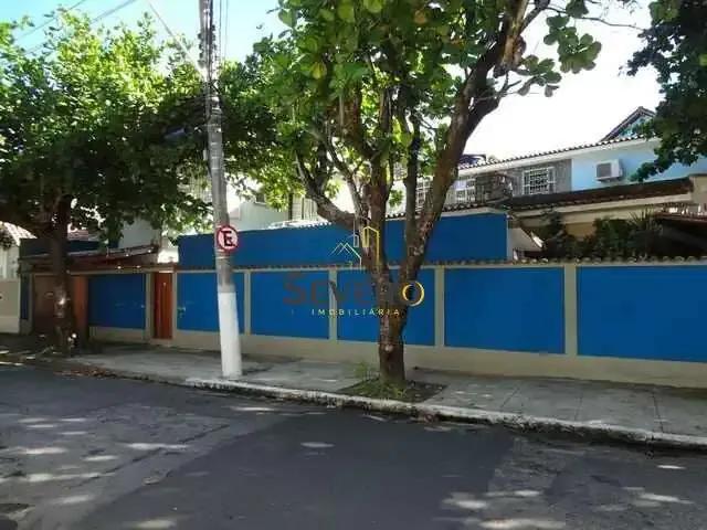 Casa / Sobrado para Venda em Niterói/RJ São Francisco 5 Quartos