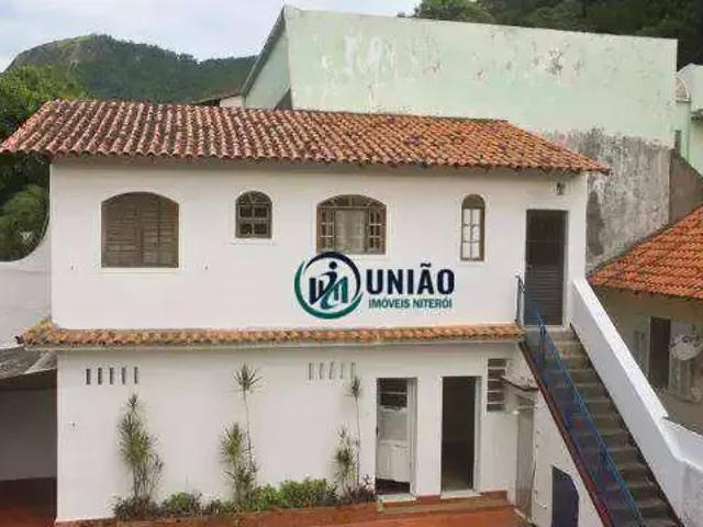 Casa / Sobrado para Venda em Niterói/RJ São Francisco 5 Quartos