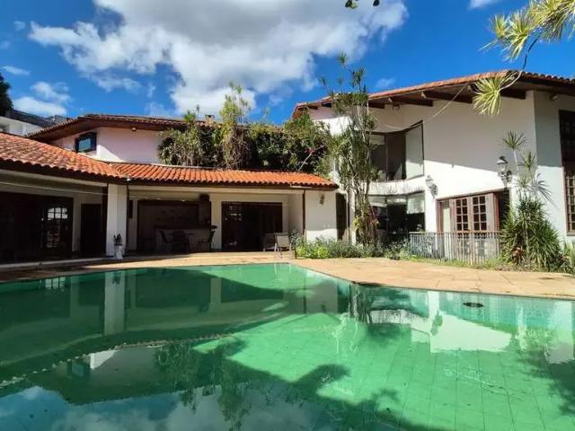 Casa / Sobrado para Venda em Niterói/RJ São Francisco 5 Quartos