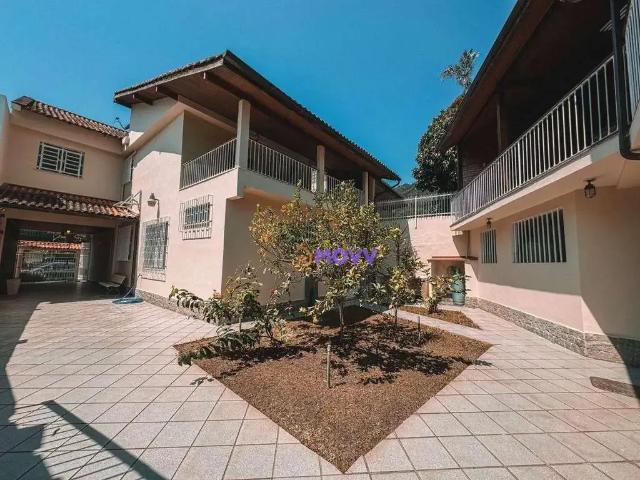 Casa / Sobrado para Venda em Niterói/RJ São Francisco 6 Quartos