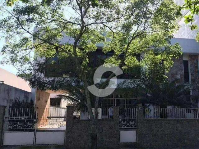Casa / Sobrado para Venda em Niterói/RJ São Francisco 6 Quartos
