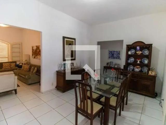 Casa / Sobrado para Venda em Niterói/RJ São Francisco 6 Quartos
