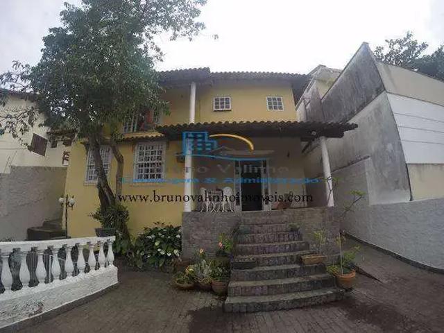 Casa / Sobrado para Venda em Niterói/RJ São Francisco 6 Quartos