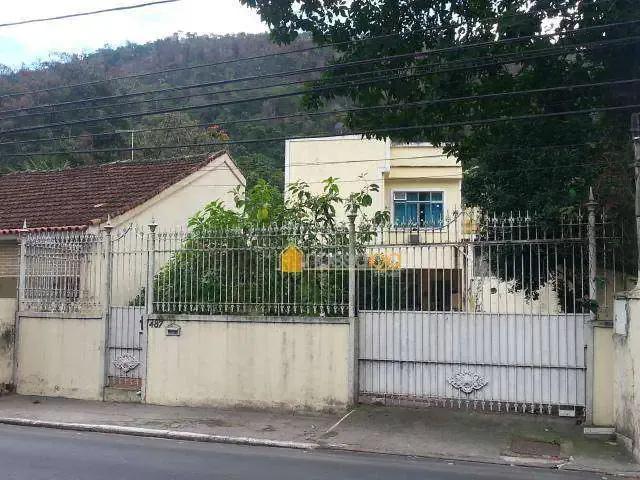 Casa / Sobrado para Venda em Niterói/RJ São Francisco 2 Quartos