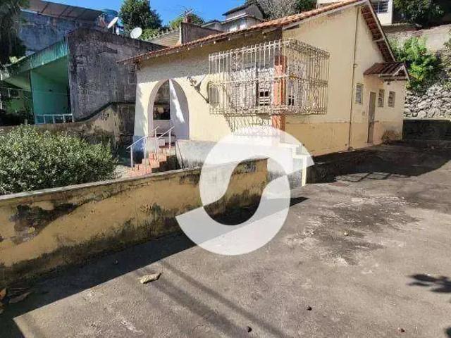 Casa / Sobrado para Venda em Niterói/RJ São Francisco 2 Quartos