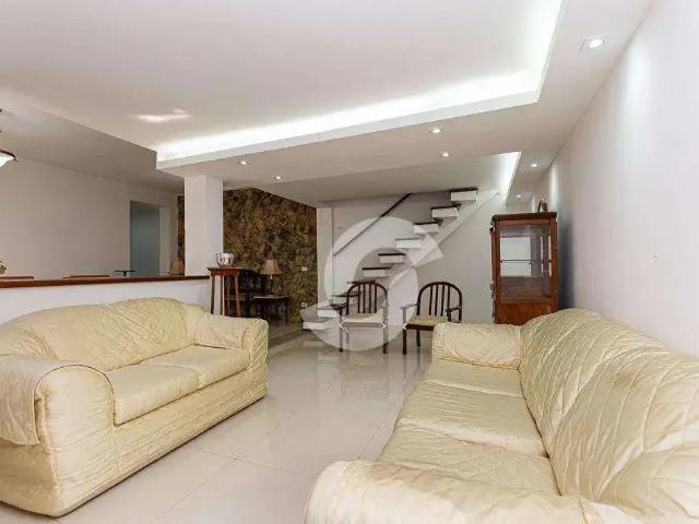 Casa / Sobrado para Venda em Niterói/RJ São Francisco 2 Quartos