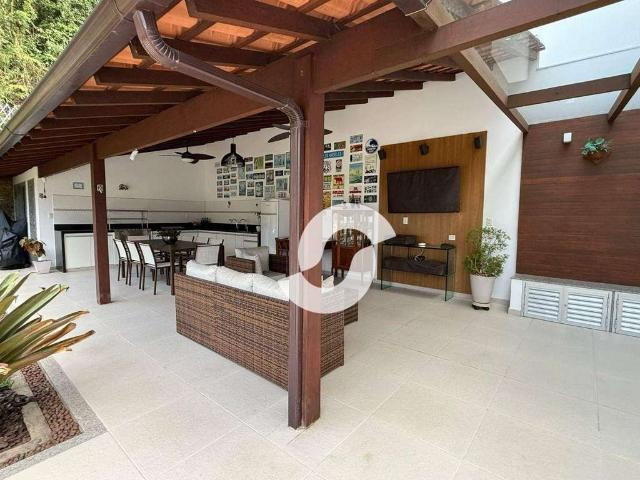 Casa / Sobrado para Venda em Niterói/RJ São Francisco 3 Quartos