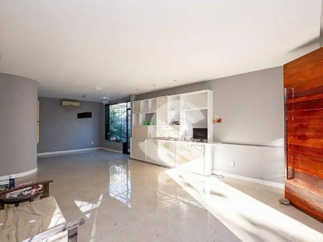 Casa / Sobrado para Venda em Niterói/RJ São Francisco 3 Quartos