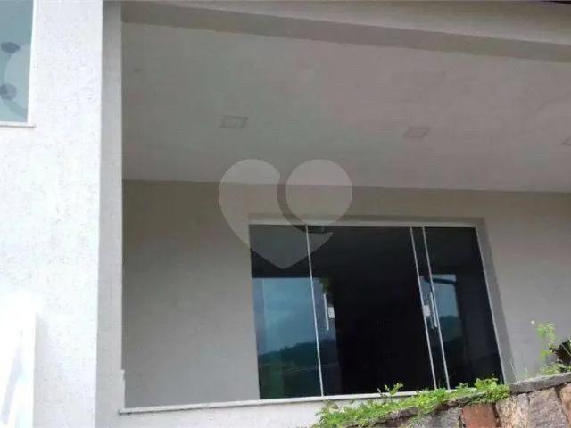 Casa / Sobrado para Venda em Niterói/RJ São Francisco 3 Quartos