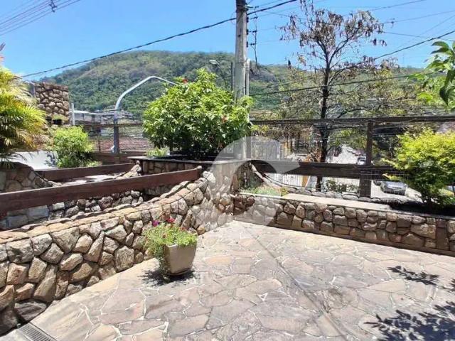 Casa / Sobrado para Venda em Niterói/RJ São Francisco 3 Quartos