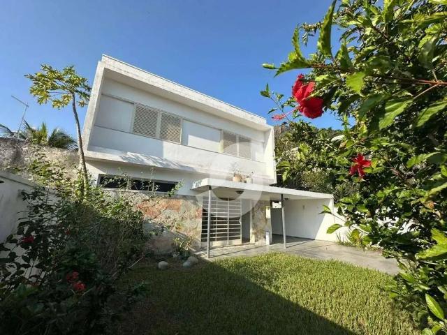 Casa / Sobrado para Venda em Niterói/RJ São Francisco 3 Quartos