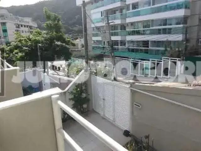 Casa / Sobrado para Venda em Niterói/RJ São Francisco 3 Quartos