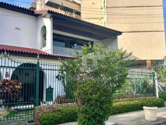 Casa / Sobrado para Venda em Niterói/RJ São Francisco 3 Quartos