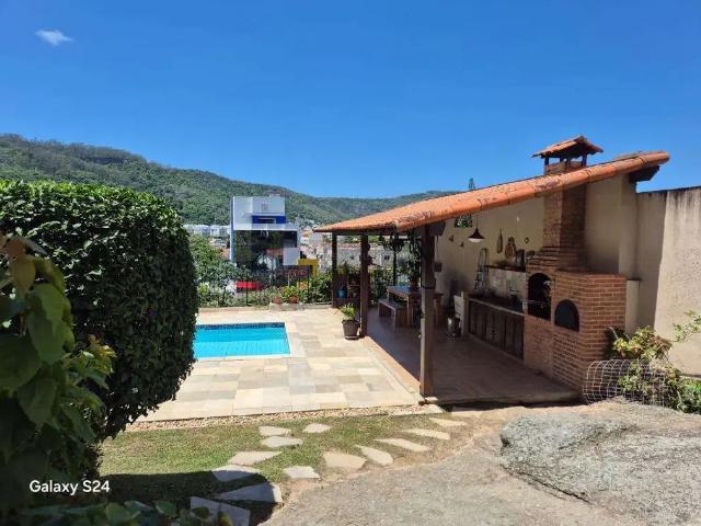 Casa / Sobrado para Venda em Niterói/RJ São Francisco 3 Quartos