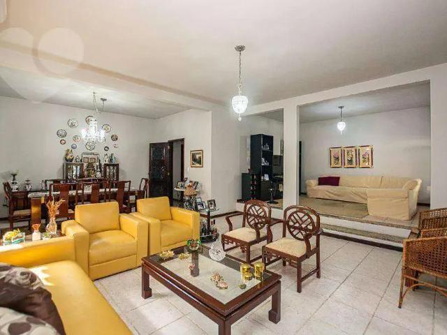 Casa / Sobrado para Venda em Niterói/RJ São Francisco 3 Quartos