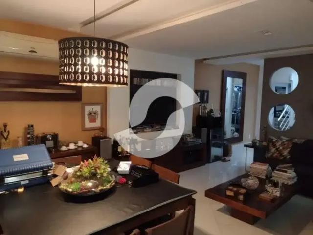 Casa / Sobrado para Venda em Niterói/RJ São Francisco 3 Quartos