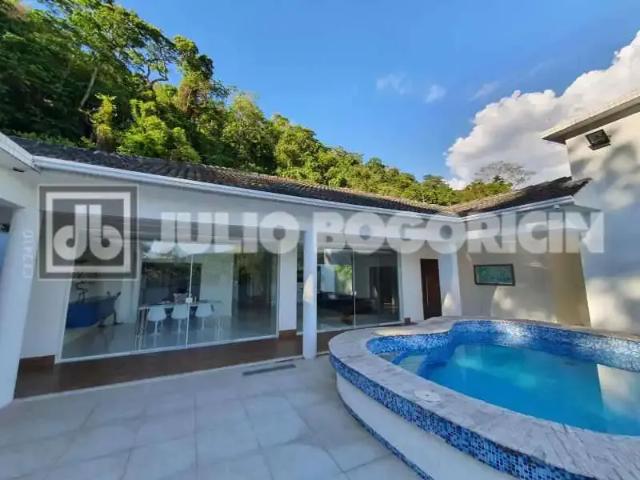 Casa / Sobrado para Venda em Niterói/RJ São Francisco 3 Quartos