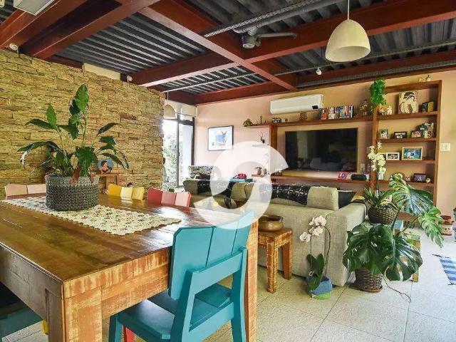 Casa / Sobrado para Venda em Niterói/RJ São Francisco 3 Quartos