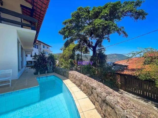 Casa / Sobrado para Venda em Niterói/RJ São Francisco 3 Quartos