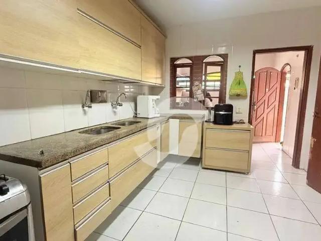 Casa / Sobrado para Venda em Niterói/RJ Santa Bárbara 3 Quartos