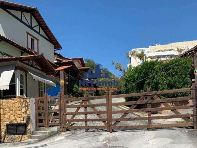 Casa / Sobrado para Venda em Niterói/RJ Santa Rosa 4 Quartos
