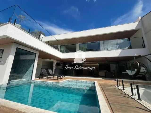 Casa / Sobrado para Venda em Niterói/RJ Santa Rosa 4 Quartos