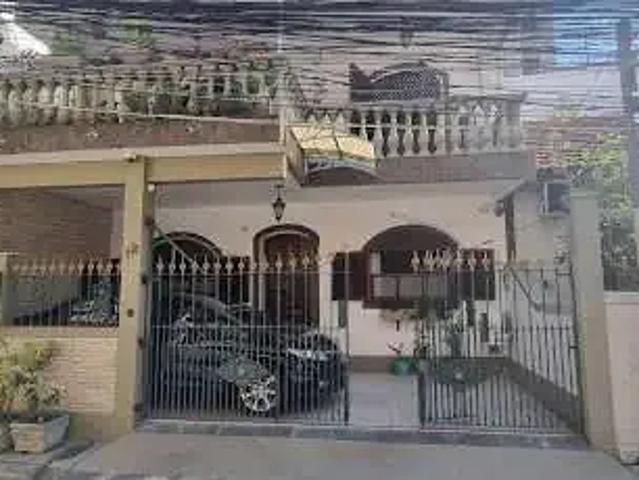 Casa / Sobrado para Venda em Niterói/RJ Santa Rosa 4 Quartos