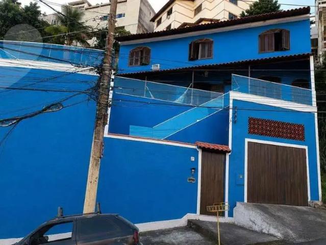Casa / Sobrado para Venda em Niterói/RJ Santa Rosa 4 Quartos