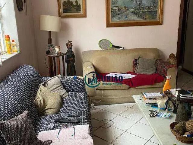 Casa / Sobrado para Venda em Niterói/RJ Santa Rosa 5 Quartos