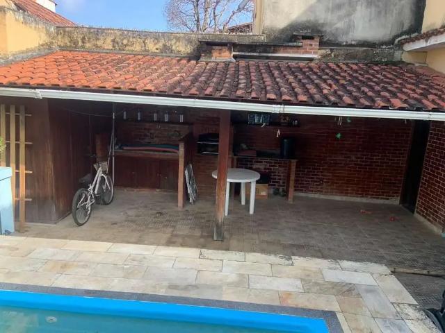 Casa / Sobrado para Venda em Niterói/RJ Santa Rosa 6 Quartos