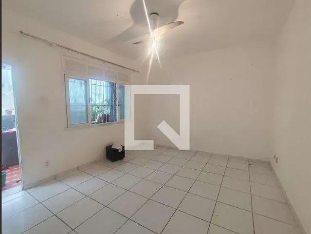 Casa / Sobrado para Venda em Niterói/RJ Santa Rosa 2 Quartos