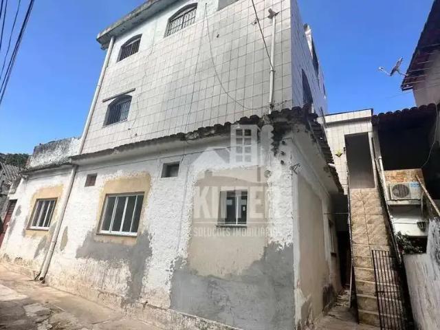 Casa / Sobrado para Venda em Niterói/RJ Santa Rosa 2 Quartos