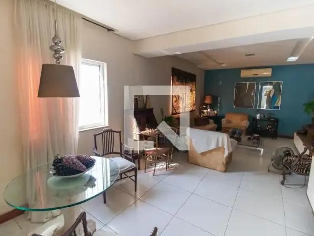 Casa / Sobrado para Venda em Niterói/RJ Icaraí 2 Quartos
