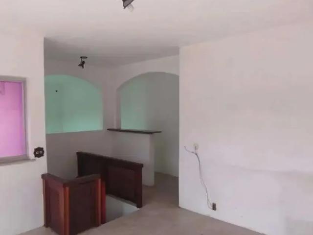 Casa / Sobrado para Venda em Niterói/RJ Santa Rosa 2 Quartos
