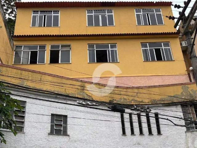 Casa / Sobrado para Venda em Niterói/RJ Santa Rosa 2 Quartos