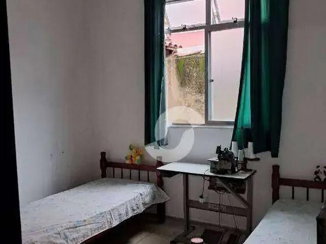 Casa / Sobrado para Venda em Niterói/RJ Santa Rosa 2 Quartos