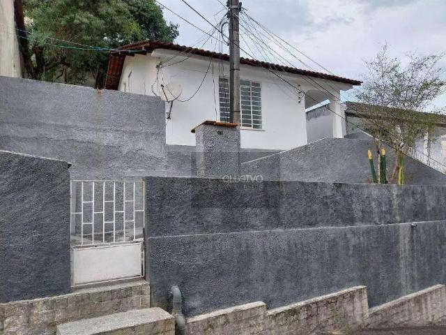 Casa / Sobrado para Venda em Niterói/RJ Santa Rosa 2 Quartos