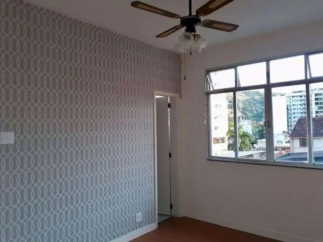 Casa / Sobrado para Venda em Niterói/RJ Santa Rosa 3 Quartos