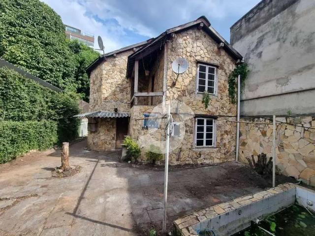 Casa / Sobrado para Venda em Niterói/RJ Santa Rosa 3 Quartos