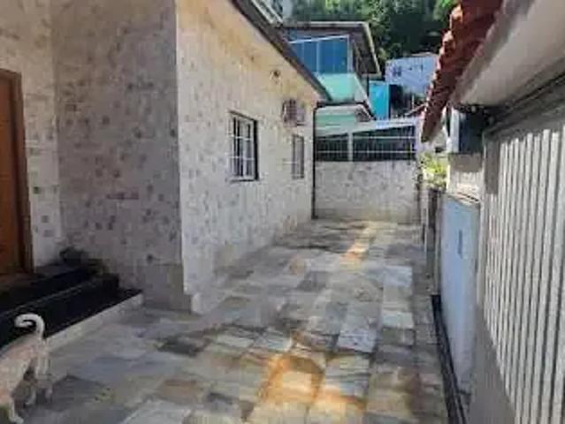 Casa / Sobrado para Venda em Niterói/RJ Santa Rosa 3 Quartos