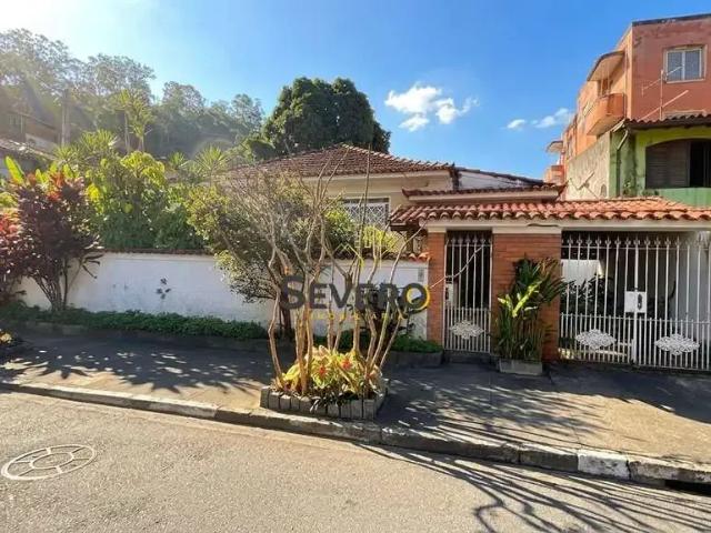 Casa / Sobrado para Venda em Niterói/RJ Santa Rosa 3 Quartos
