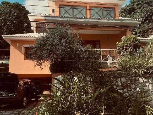 Casa / Sobrado para Venda em Niterói/RJ Sapê 4 Quartos