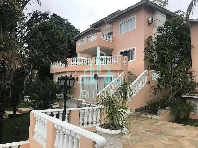 Casa / Sobrado para Venda em Niterói/RJ Sapê 4 Quartos